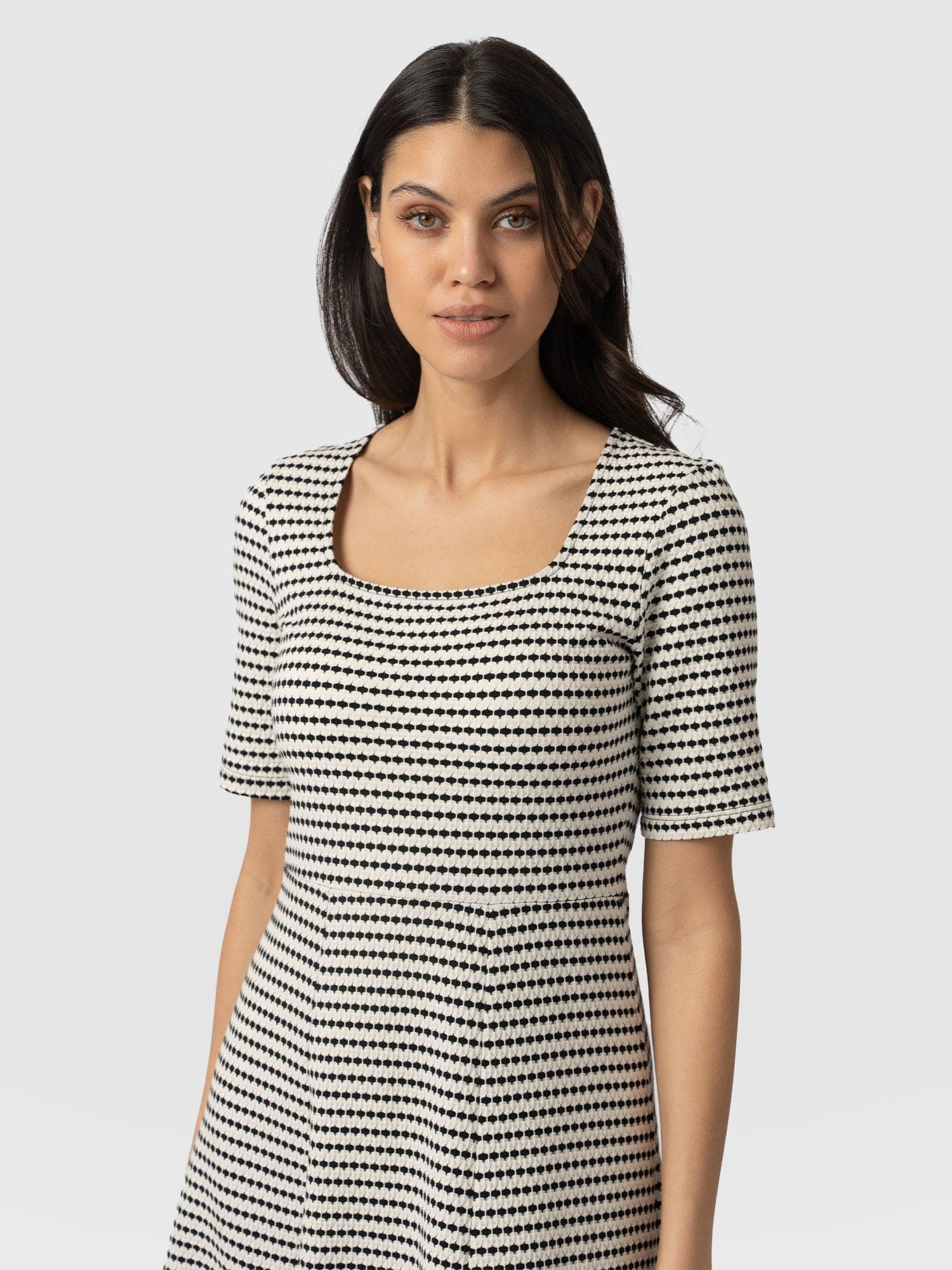 Darcey Short Sleeve Flared Dress Monochrome Jacquard - Women's Dresses ...